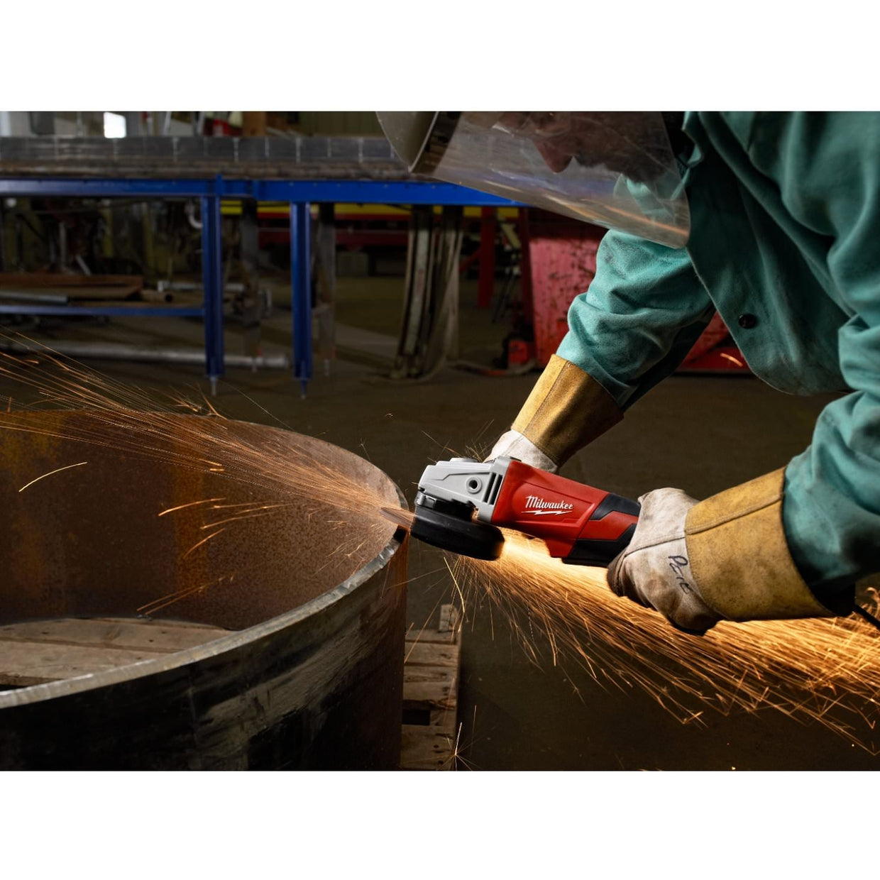 Milwaukee 6117-31 Corded 13 Amp 5" Small Angle Grinder Paddle, No-Lock ...